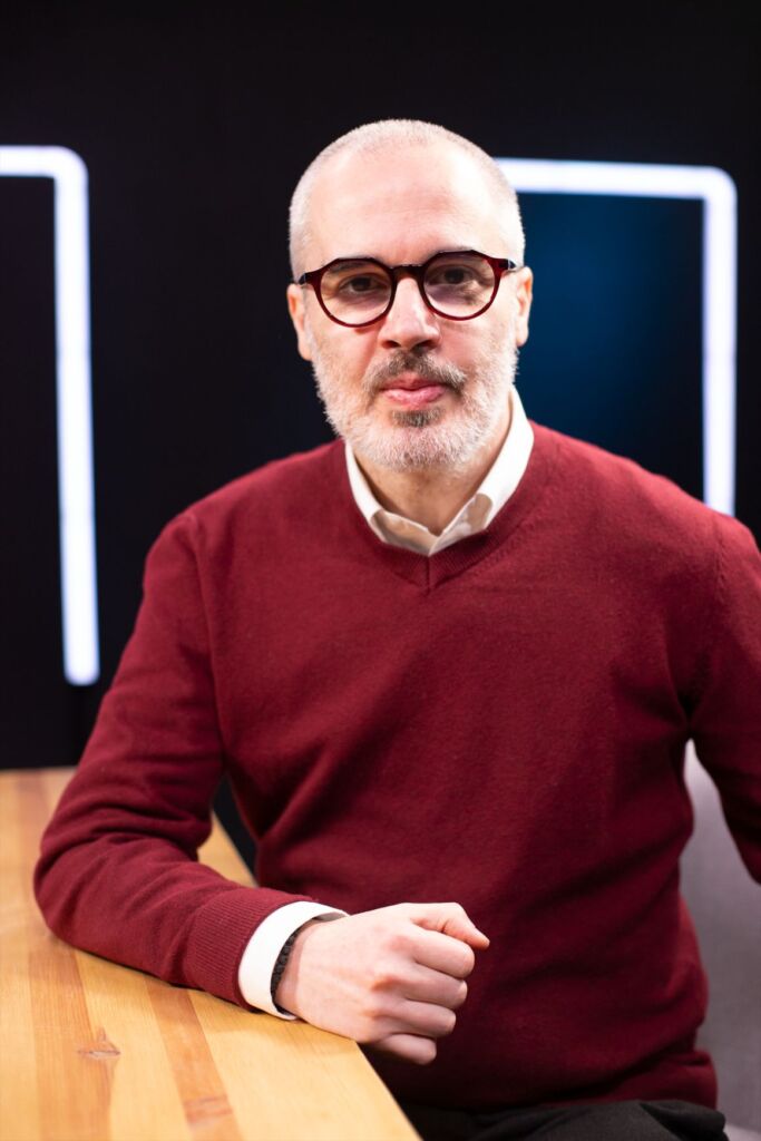 Despre - Identitatea Virtuală